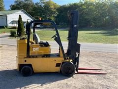 2000 Caterpillar T70D LPG Forklift in Bellevue, NE, USA