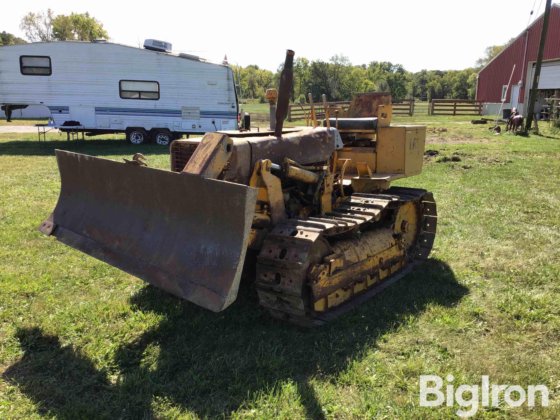 Massey Ferguson MF200 Track Loader in Smithville, MO, USA