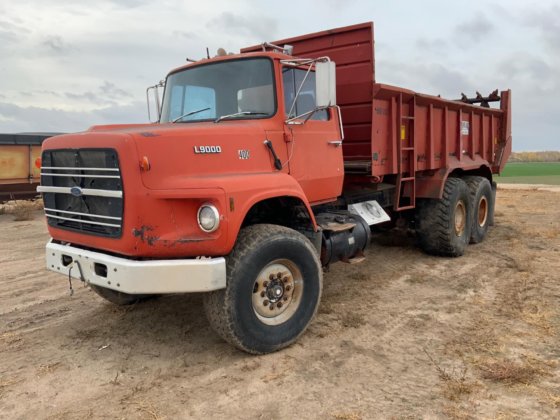 1990 Ford LTS9000 T/A Manure Spreader Truck in Ford, KS, USA