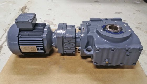 SEW Gear motor electric motor three-phase SEW Eurodrive SEW Eurodrive ...