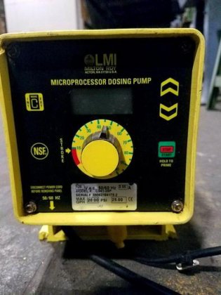 LMI Milton Roy Microprocessor Dosing Pump Model #C941 - 35P in ...
