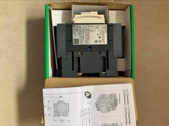 Schneider Electric Contactor LC1D40AB7 in Warsaw, Poland