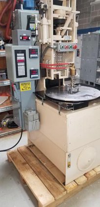 1995 vertical insert molding machine TTM-HS2 in United States