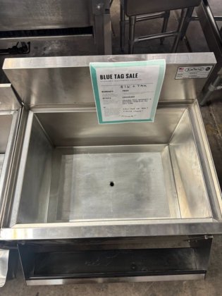 Under Bar Ice Bin Cold Well Jockey Box 24” in Phoenix, AZ, USA