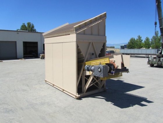 MODEL 101-42G FRONT END LOADER HOPPER WITH 42" BELT FEEDER & SLOPING ...