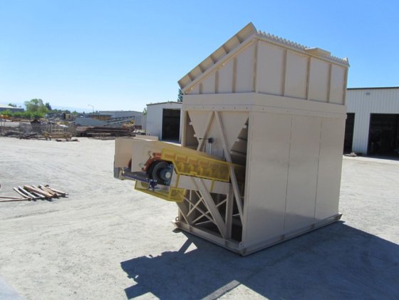 MODEL 101-42G FRONT END LOADER HOPPER WITH 42" BELT FEEDER & SLOPING ...