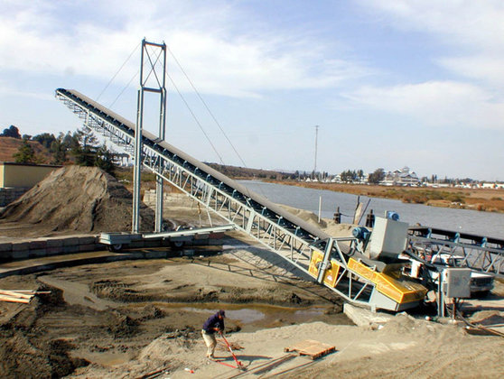 Rock Systems Mast Style Radial Stacker 502-150M in Sacramento, CA, USA