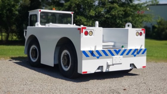 1997 Aircraft Pushback Push Tractor FMC B500 in Leland, NC, USA