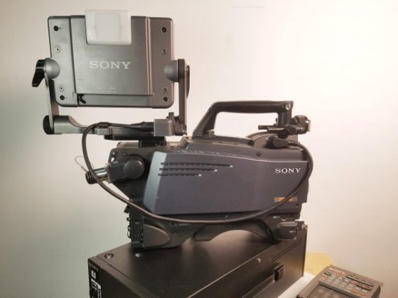 Sony HDC-1500 2/3″ Multi-Format Fiber Studio Camera System in Miami, FL ...