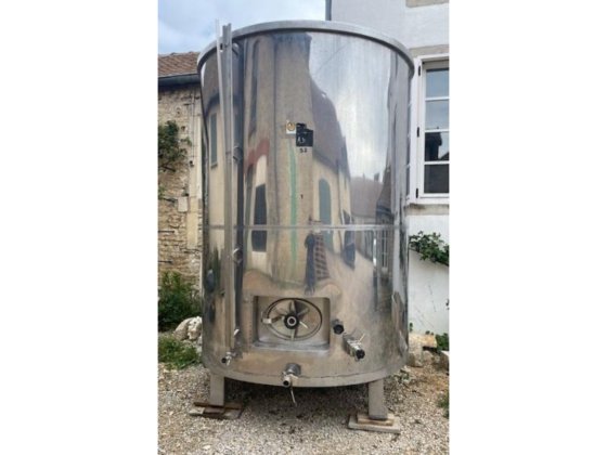 55 HL TANK WITH MOVABLE CEILING in Beaune, France