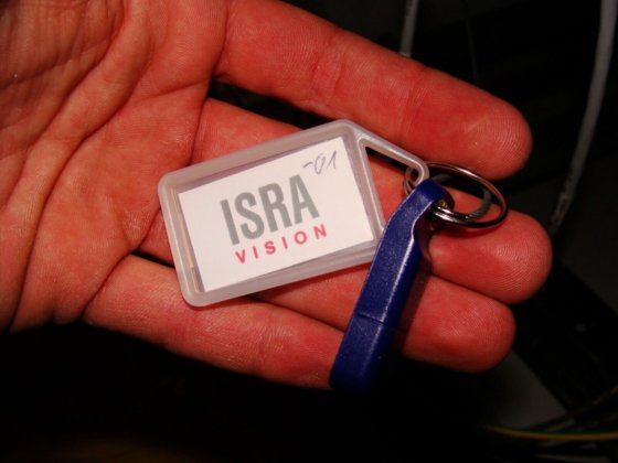 ISRA Vision ShapeMatch3D3D 3D Robot Vision Bin Picking System Pick3D ...