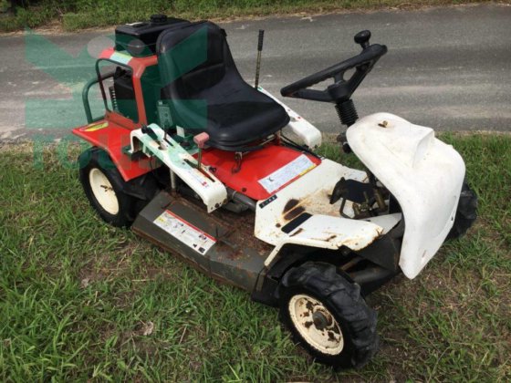 Orec Rabbit Mower Riding mower Orec RM81A in Tsuruoka, Japan
