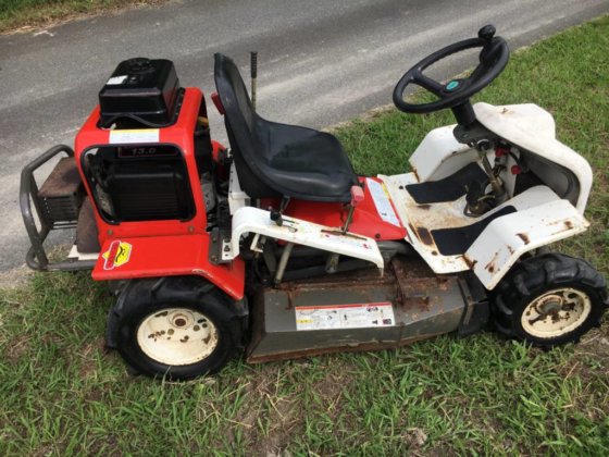 Orec Rabbit Mower Riding mower Orec RM81A in Tsuruoka, Japan