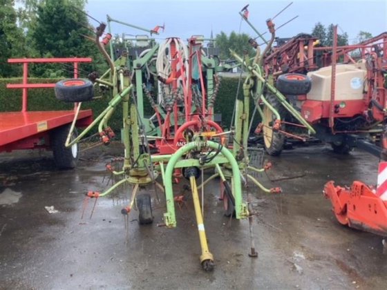 1999 Claas faneuse 4 toupies in Upper Normandy, France