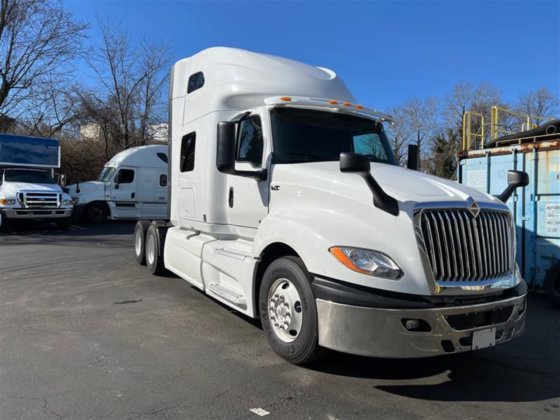 2019 Navistar International LT625 SLPR CAB in Laurel, MD, USA