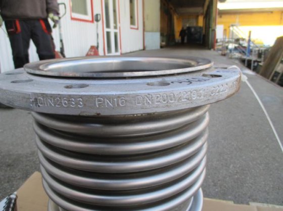 axial pipe compensator flange design DN200/PN16 #3462 in Tatabánya, Hungary