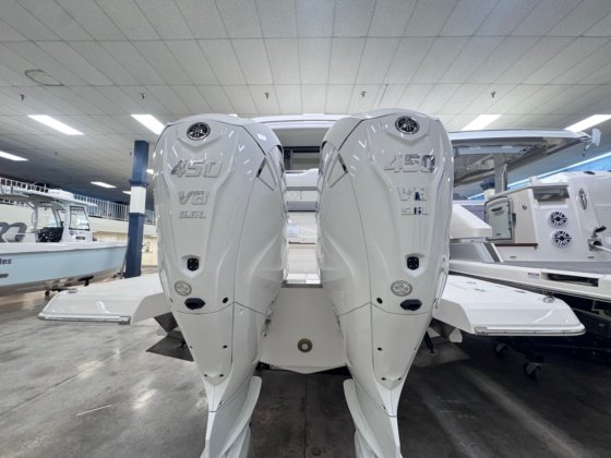 2026 Regal 36 XO in Pompano Beach, FL, USA