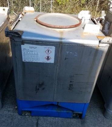 300 Gallon (1,162 Liter) Stainless steel IBC Tank/Tote in Pedricktown ...