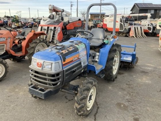ISEKI TRACTOR(ISEKI) in Niigata, Japan