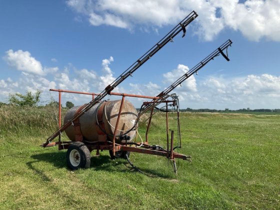 500 GALLON GROUND SPRAY RIG in Sheridan, IL, USA