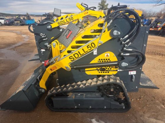 SDL L50 Mini Skid Steer Loader with 420cc Engine in Palmer Lake, CO, USA