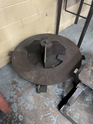 Wire Turntable Non-Powered in Ivyland, PA, USA