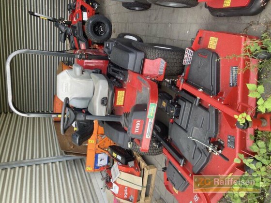 2022 Toro GM 3300 4 WD in Karlsruhe, Germany