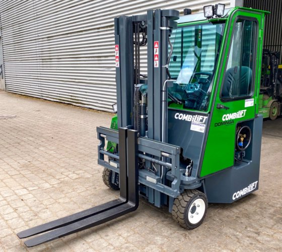 2023 Combilift CB2500 in Vilnius, Lithuania