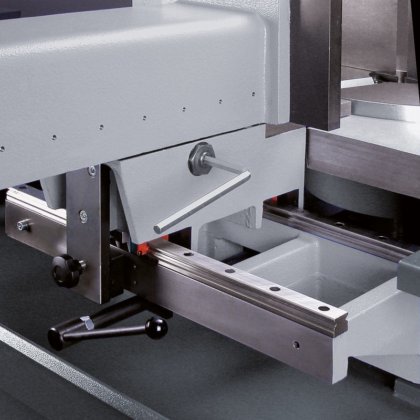 MEP Shark 452-1 SXI EVO band saw in Drammen, Norway