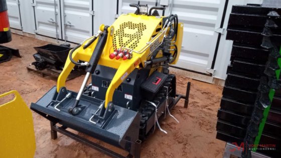 NEW RODA RD380L MINI MULTI TERRAIN LOADER in Blairsville, GA, USA