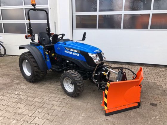 2021 Solis 20 all-wheel drive tractor with snow plow in Sontheim, Germany