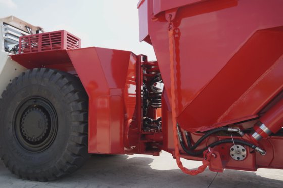 Mine Scoop with Volvo Engine 20ton 30ton 42ton Underground Mining Truck ...