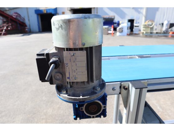DUAL BELT CONVEYOR SYSTEM WITH VARIABLE SPEED CONTROLLER 2.07M L in ...