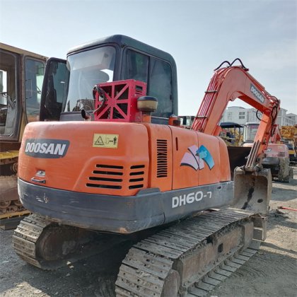 2017 Korean DOOSAN DH60-7 6ton Excavators second hand DH60-7 DOOSAN ...