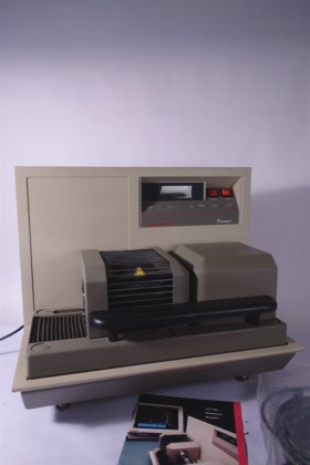 TA Instruments TGA/DSC THERMAL THERMOGRAVIMETRIC Analyzer Model SDT ...