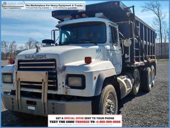 2001 Mack RD688 in Bear, DE, USA