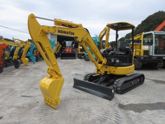 中古 2014 KOMATSU PC35MR-3 場所 鹿児島市, 鹿児島県, 日本