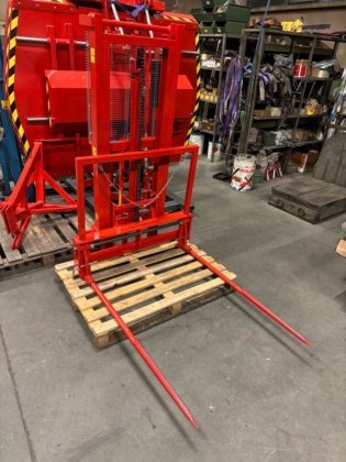 Bale stacker Stacker with bale spikes Rear stacker Hay Straw in ...