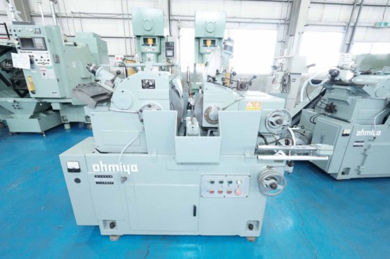 Centerless grinder OC-18 in Tokyo, Japan