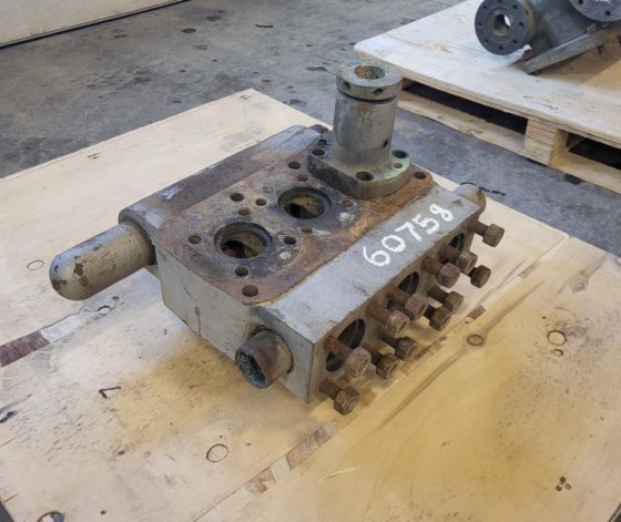 Oilwell Fluid End Triplex Pump in Center, CO, USA