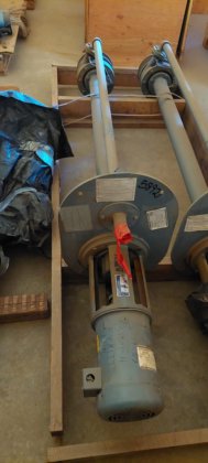 Vertiflo 820 Vertical Single-Stage Centrifugal Pump Package in Center ...