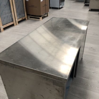 CABINET STAINLESS STEEL PASS-THROUGH WORK TABLE in Rimini, Italy
