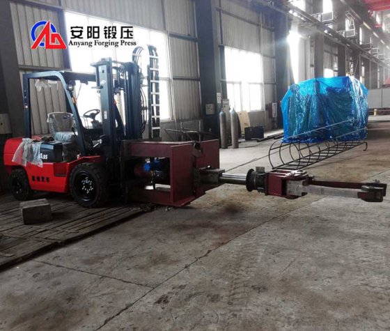 Two ton forging manipulator, mobile open die forging manipulator in ...