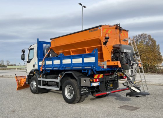 Usata 2022 Volvo FL816-280 4X4 in Cuneo, Italia
