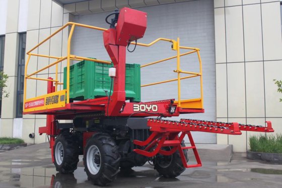 Self-Propelled Extension Orchard Platform in Shijiazhuang, Hebei, China