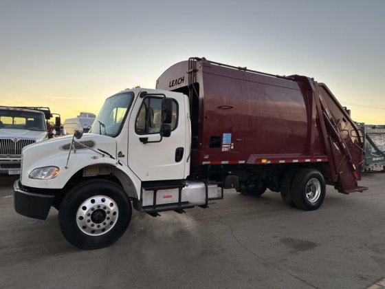 2016 FREIGHTLINER LEACH REAR LOAD PACKER in Rice, MN, USA