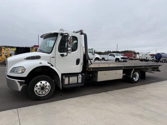 2019 Freightliner CHEVRON ROLLBACK in Rice, MN, USA