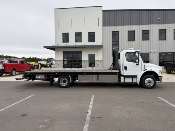 2019 Freightliner CHEVRON ROLLBACK in Rice, MN, USA