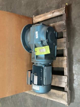 SEW Eurodrive Motor & Gear Box / 4.5-5 HP / 1740 RPM / 460 V / 3 Ph ...
