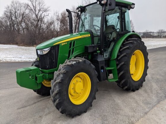 2022 John Deere 5125M in Rockford, IL, USA